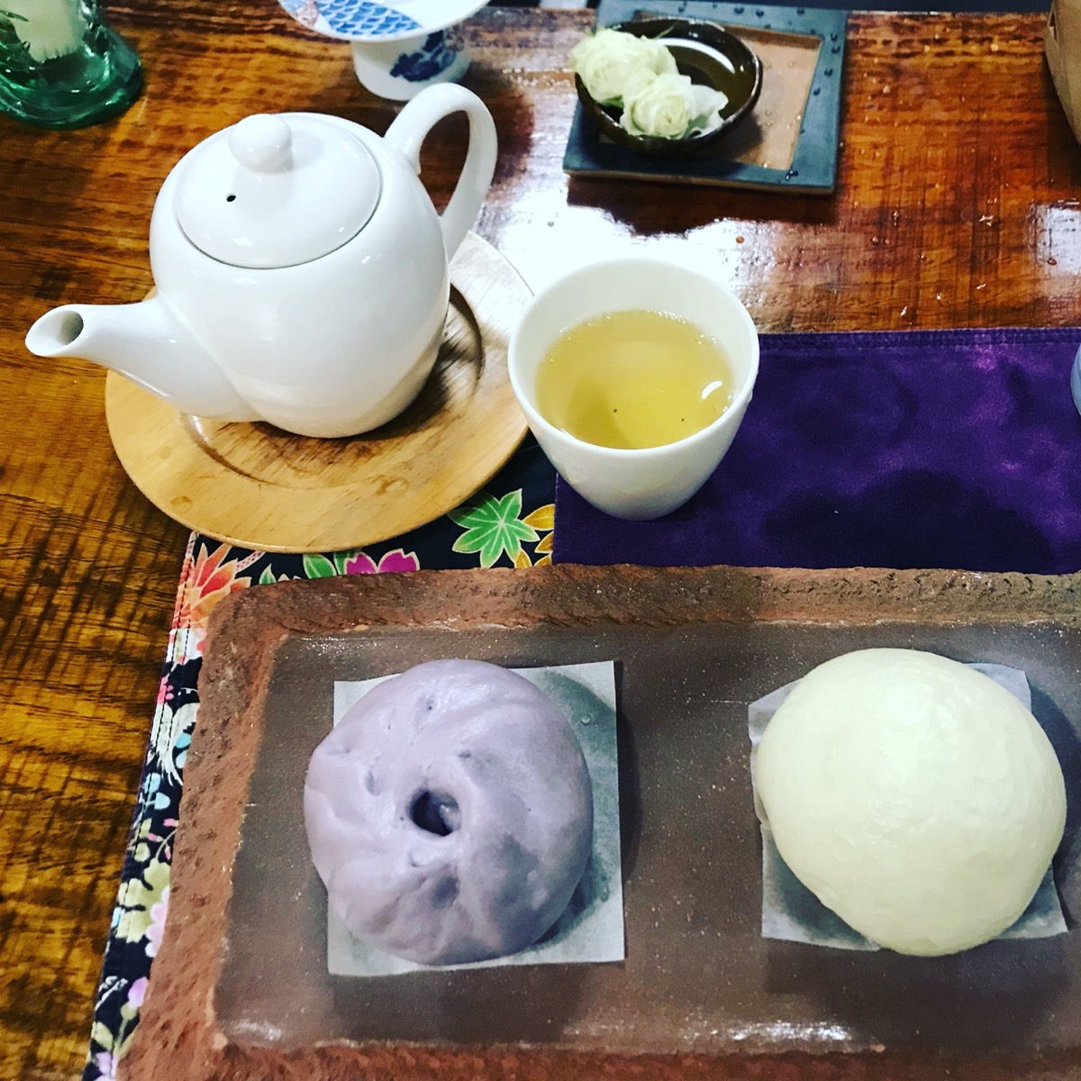 How Tsu 好吃: Steamed manjuu and Tea – ono okinawa